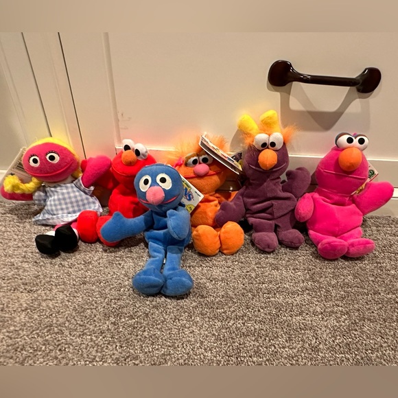 Mattel | Toys | Vintage Nwts Sesame Street Elmo Betty Lou Grover Zoe ...